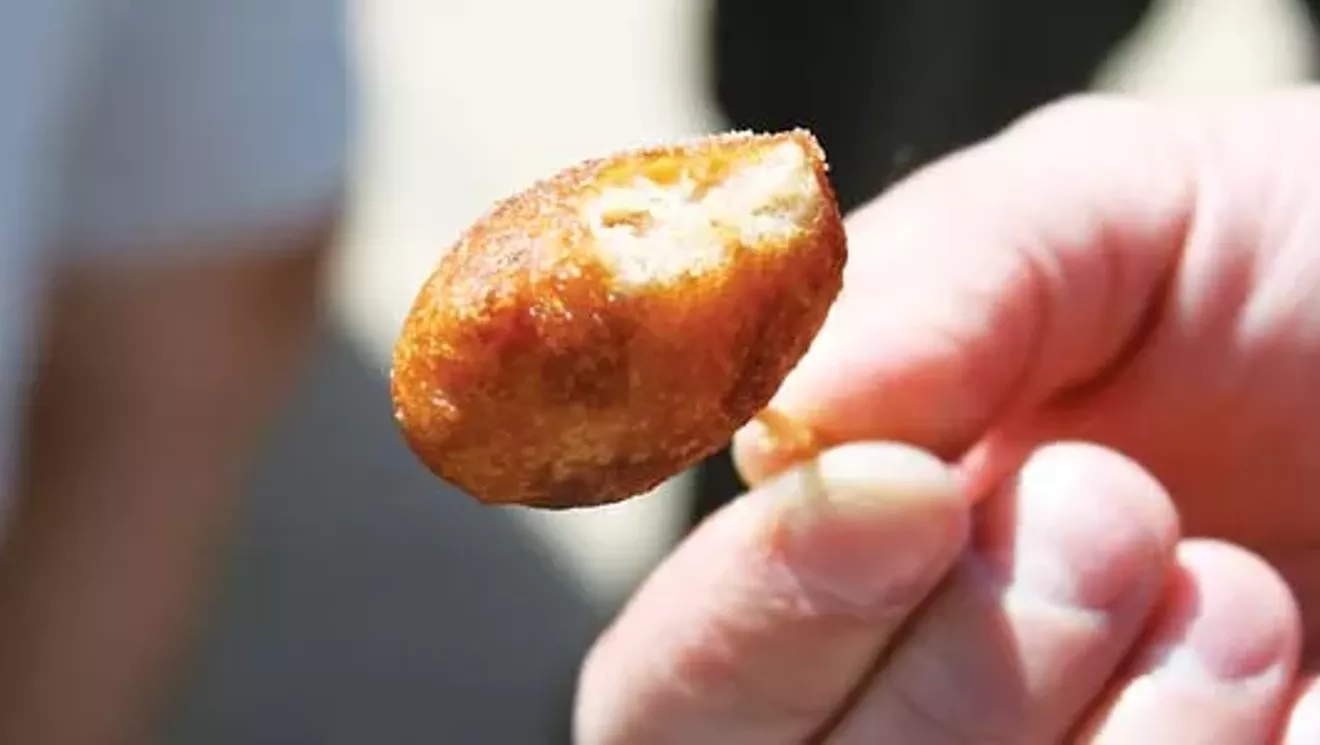 FRIED PEPSI HITS STANDS | Illinois Times